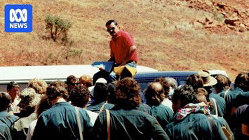 Federal election 2025: Albanese promises to keep footy on 'free TV ...