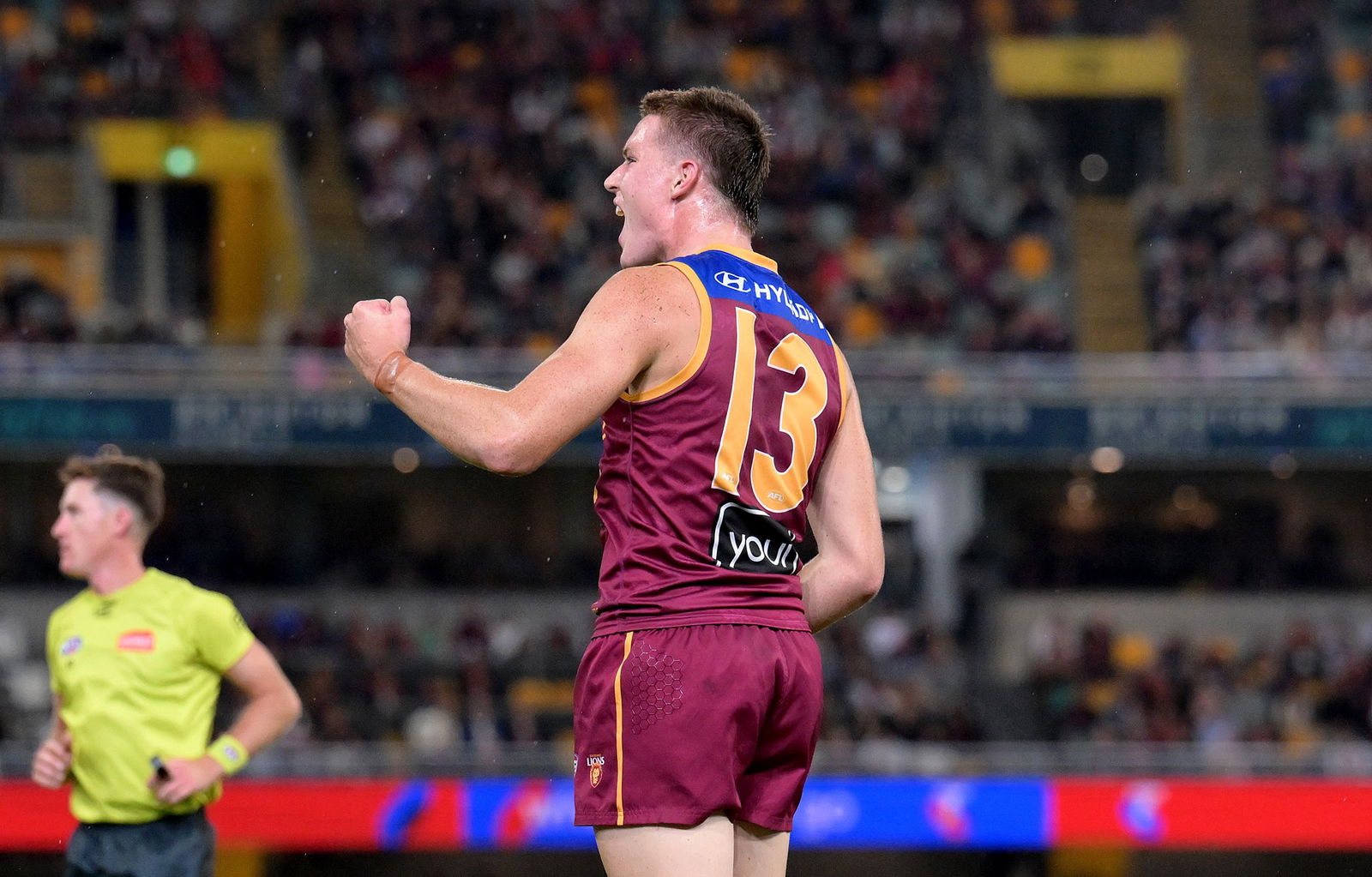 Brisbane holds off Essendon comeback to win by 18 as young Bombers gun Nate Caddy kicks overhead ...